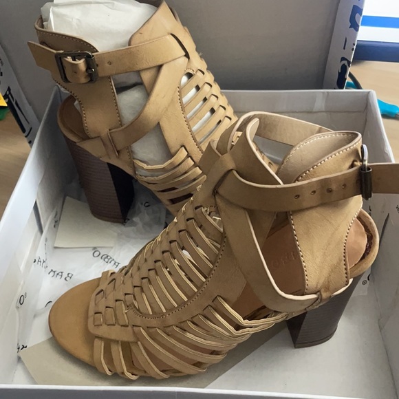 BAMBOO | Shoes | Bamboo Faith Sandal | Poshmark